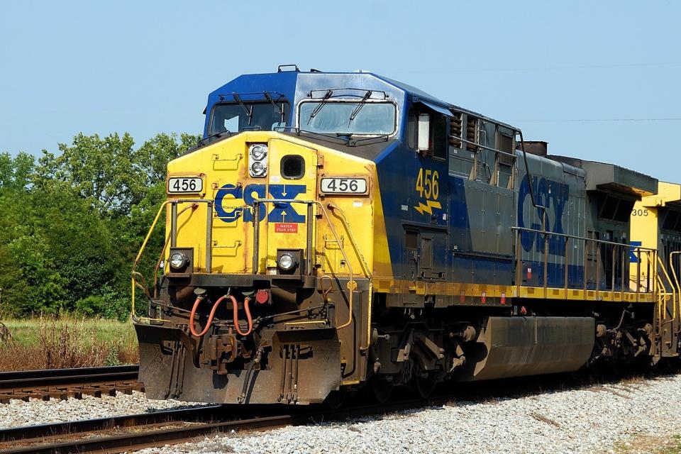 Poison Rails: Toxic Transport in America | Ecology Center
