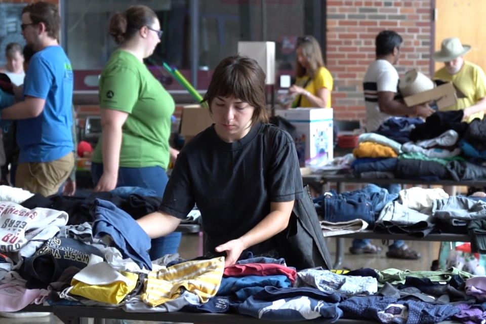 A Community Shares Through Reuse Programs | Ecology Center